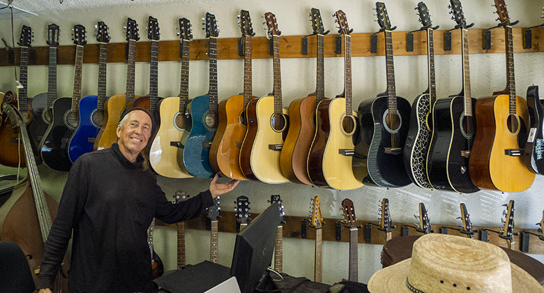 The Legendary Barry Martin – El Chuqueño