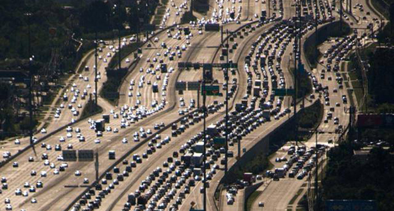 "Why Roads ALWAYS Fill Up, No Matter How Much We Widen Them" – El Chuqueño